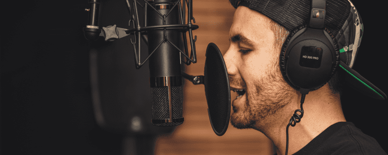 A Guide to Rhymes: Slant, Internal, and Multisyllabic - Songwriters Guide