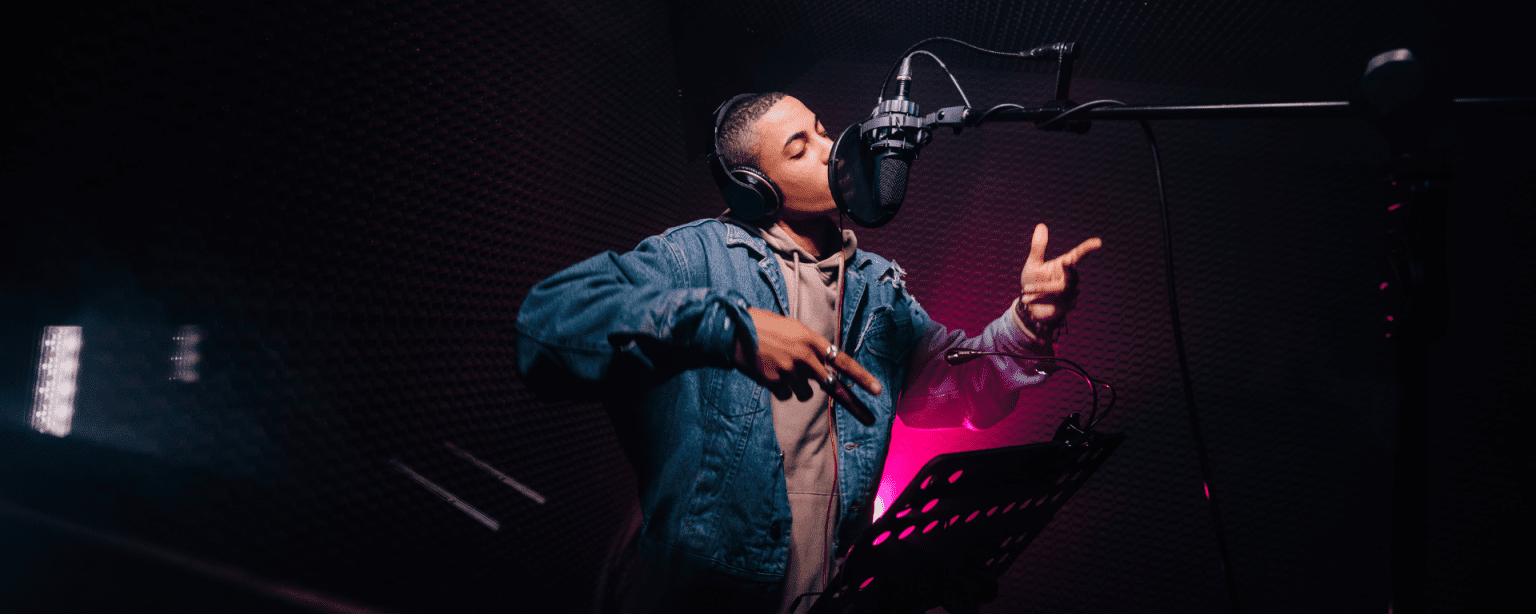 How to Write a Rap Verse - Songwriters Guide - Songwriting beginners