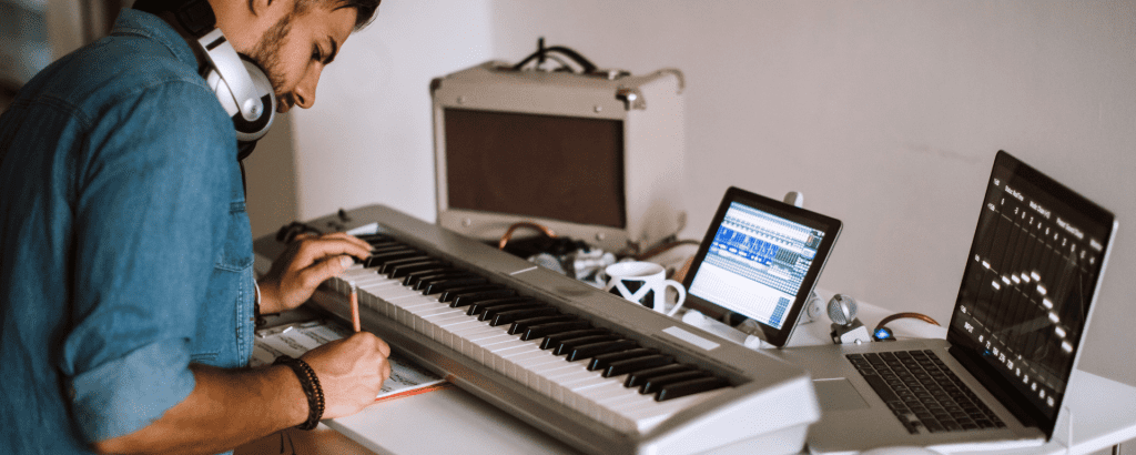 LyricStudio Blog - Songwriters Guide